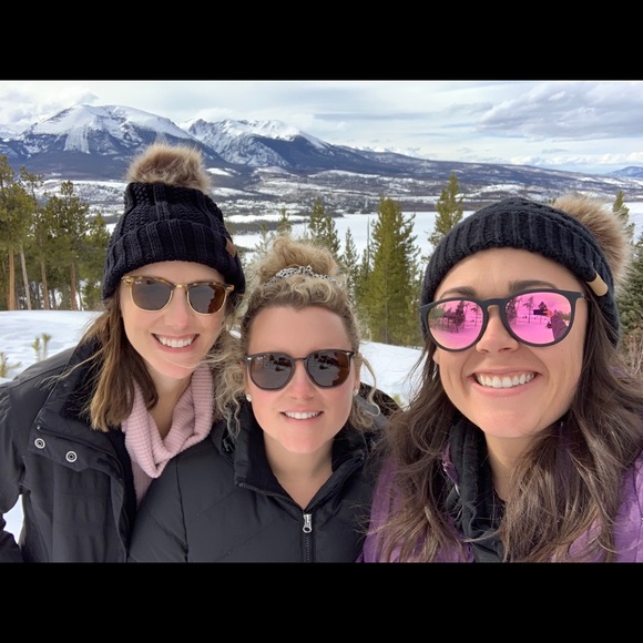 Denae's Closet (@denaebeckman) | Poshmark